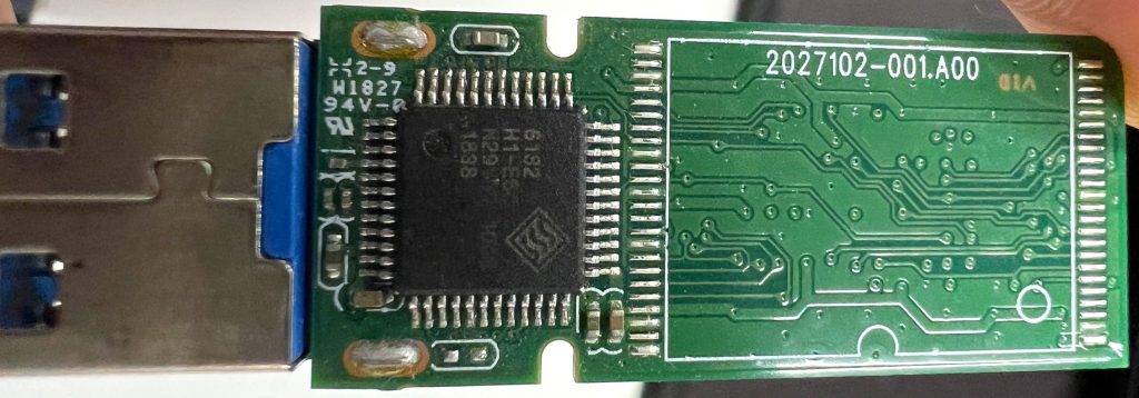 Kingston 32GB USB - OSSLab.com